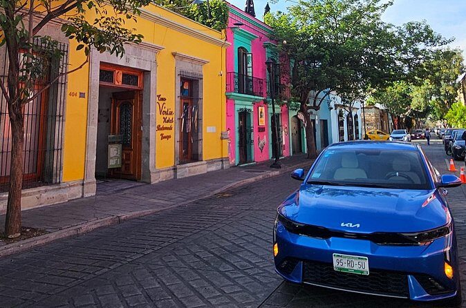 Transportation from your Hotel to Oaxaca Airport private service - Meeting Points and Flexibility