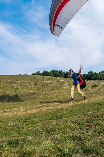 Transylvania Targu-Mures: Paraglider pilot for a day - Exploring the Paragliding Day in Targu-Mures