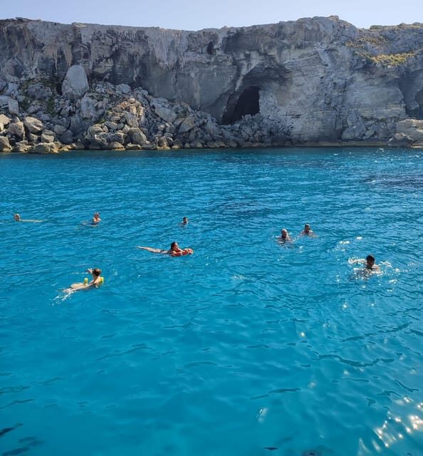 Trapani: Yacht Excursion to Levanzo and Favignana with Lunch - Key Points