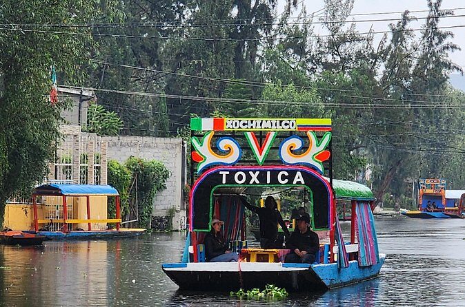 Travel in Trajineras, Mezcal Test and Guacamole Supremo - The Sum Up