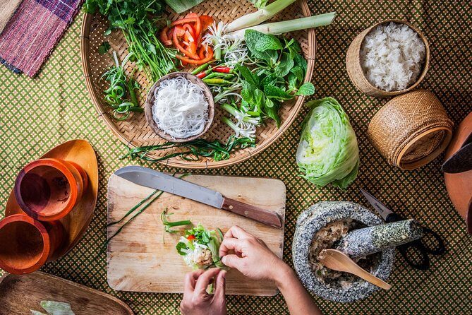 Traveling Spoon Pad Thai and Papaya Salad Private Online Cooking Class - FAQ