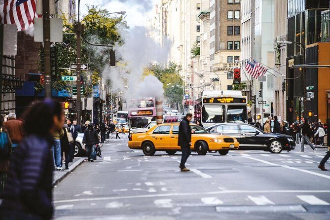 Treasure hunt in Midtown with New York in French - What to Expect from the Treasure Hunt Experience
