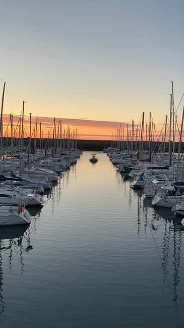 Trébeurden: Tour en bâteau au coucher du soleil avec boisson - The Sum Up