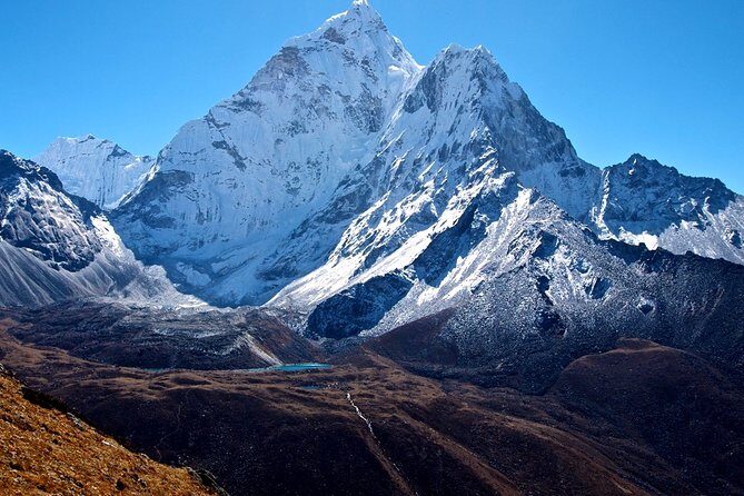 Trek To Aam Dablam Base Camp 12 DAYS - Evaluating the Cost and Value