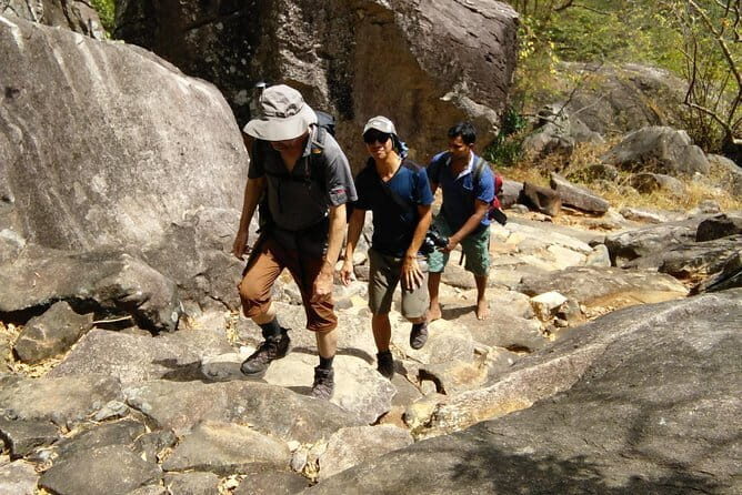 Trekking Dimbulagala Mountain - An In-Depth Look at Trekking Dimbulagala Mountain