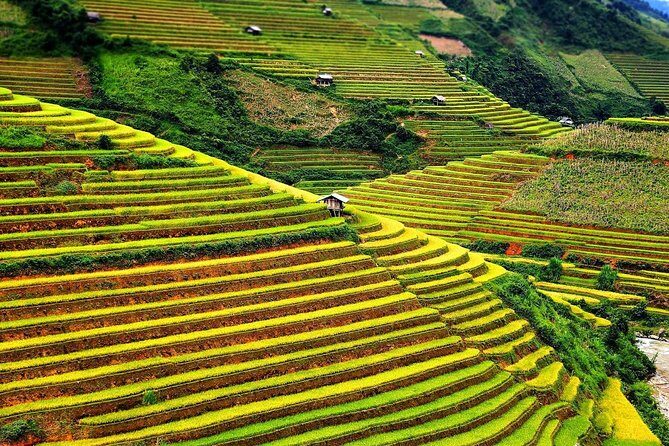 Trekking In Mu Cang Chai Tour 4 Days - Day 3: Trek from Che Cu Nha to La Pan Tan