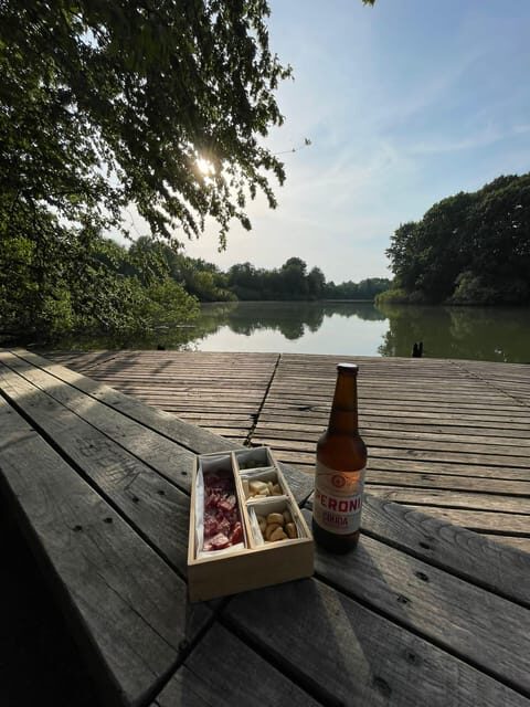 Trekking in the Wood with picnic on the turtles lake - An Unconventional Nature Break in Milan