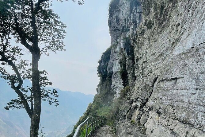 Trekking the White Cliff Ma Pi Leng Pass Adventure - The Sum Up