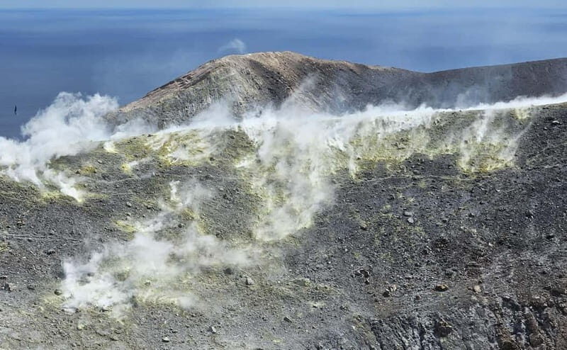 Trekking to discover the Great Crater of Vulcan - Frequently Asked Questions