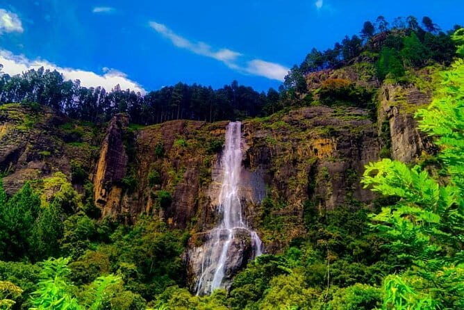 Trekking to The Highest Waterfall in Sri Lanka from Ella - Key Points
