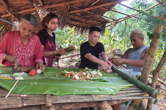 Trekking with Lunch cooked by Bamboo in the Chiang Rai jungle - Exploring the Itinerary: What to Expect