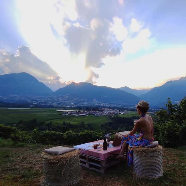 Trentino Agriconda: picnic al tramonto cesto Maserac - Key Points
