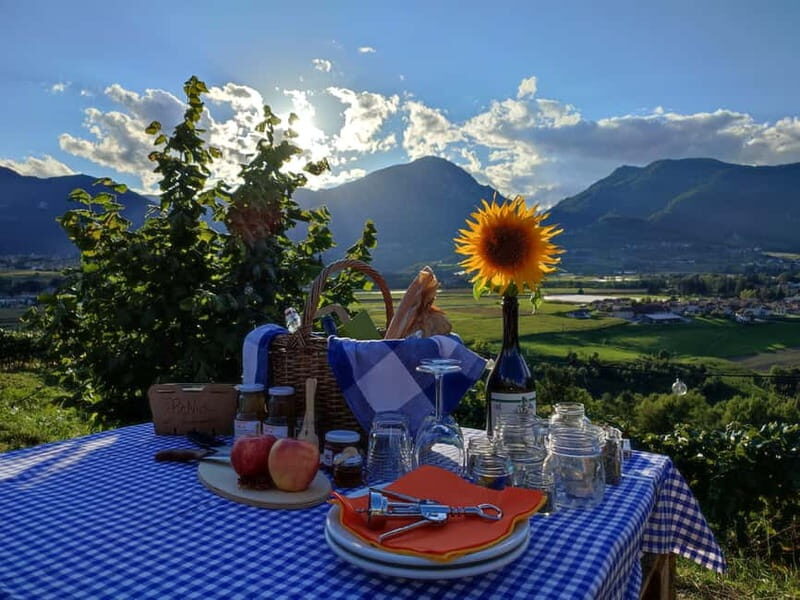 Trentino Agriconda: picnic al tramonto cesto Maserac - Breaking Down the Itinerary