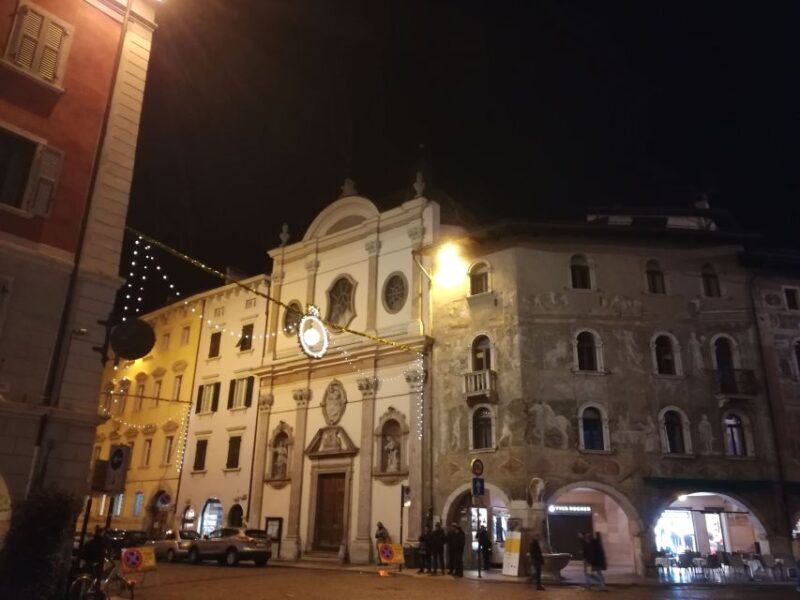 Trento private tour: medieval atmosphere of lovely old town - Piazza Duomo and Its Surroundings