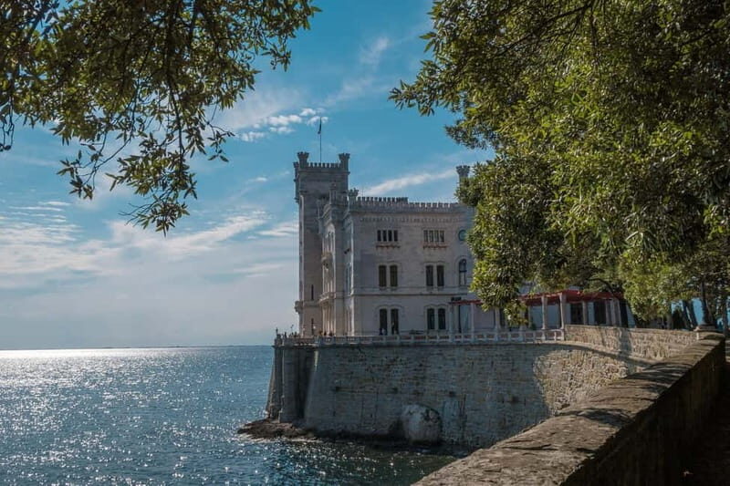 Trieste private guided city tour - Key Points
