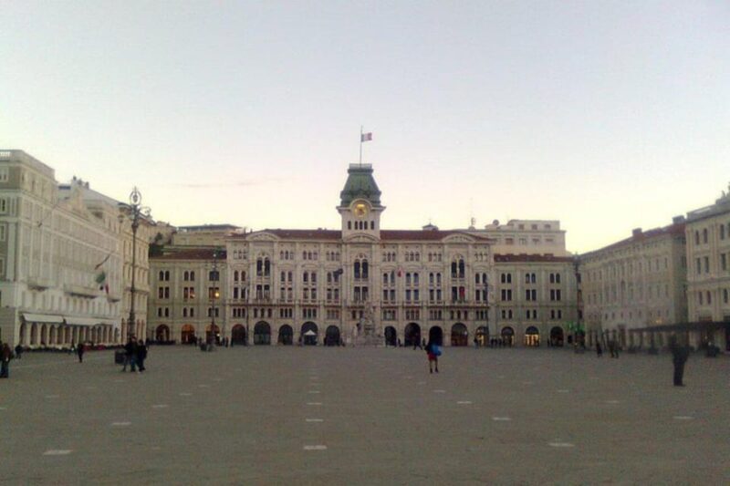 Trieste: Private guided tour of Trieste - Key Points