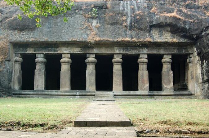 Trip to Elephanta caves from Mumbai - Discovering the Elephanta Caves: A Detailed Tour Review