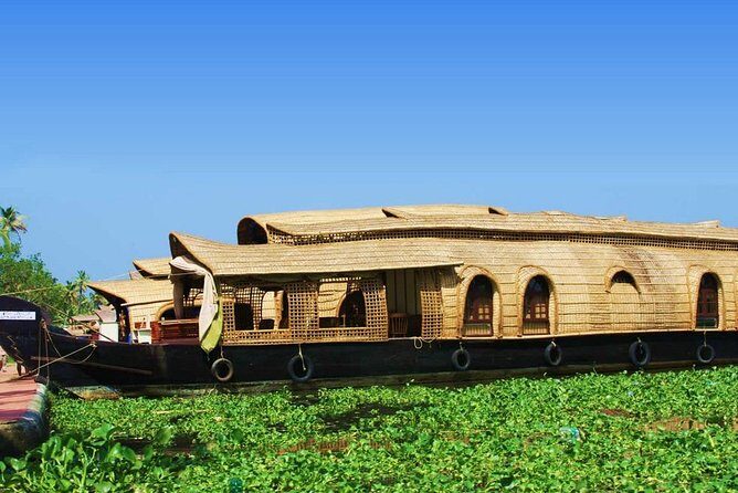 Trivandrum Private Tour: Overnight Alleppey Backwaters Houseboat Cruise - Key Points