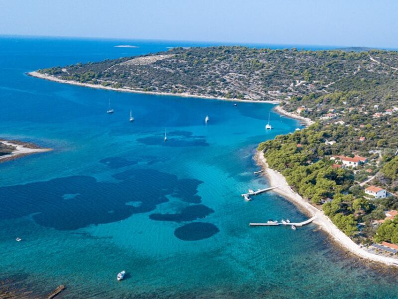 Trogir: Private speedboat tour to Blue Lagoon and 3 Islands - Practical Tips for Your Day