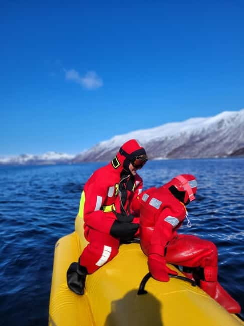 Tromsø: Banana Tube Ride with Arctic Floating - An Authentic Arctic Experience with a Shot of Adrenaline