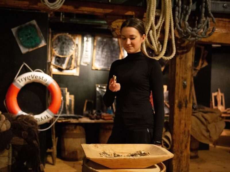 Tromso: Cod-Tasting Tour with Full Steam Museum Entry - Key Points