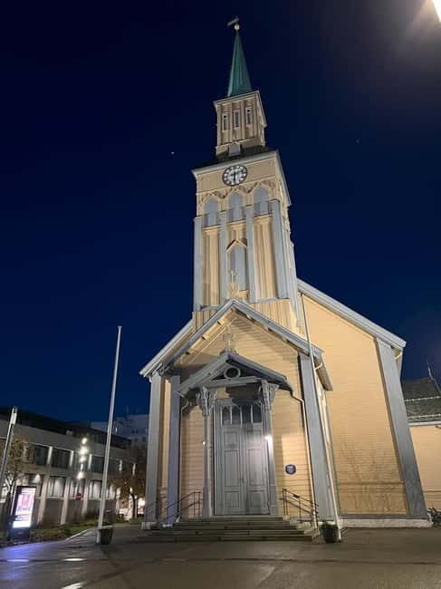 Tromsø: Evening City Walking Tour with Arctic Stories - What to Expect in Practice