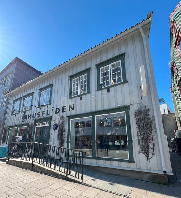 TROMSØ: Explore The City And a Guided Tour Of PolarMuseum! - Key Points