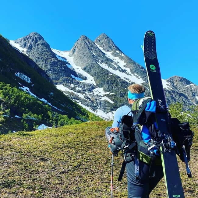 Tromsø: Guided Hiking Tour with Roundtrip Transfers - What to Expect at Each Stop