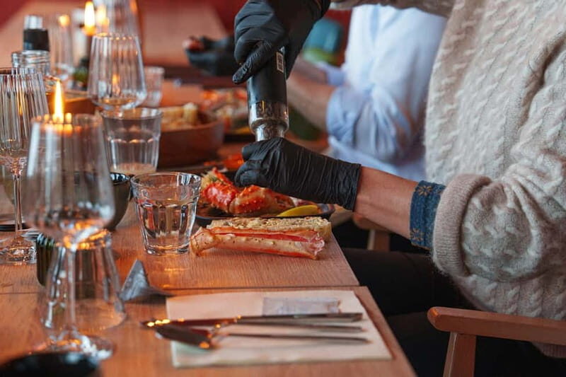 Tromsø: Northern Lights Live King Crab Dinner by the Sea - Who Will Love This Tour?