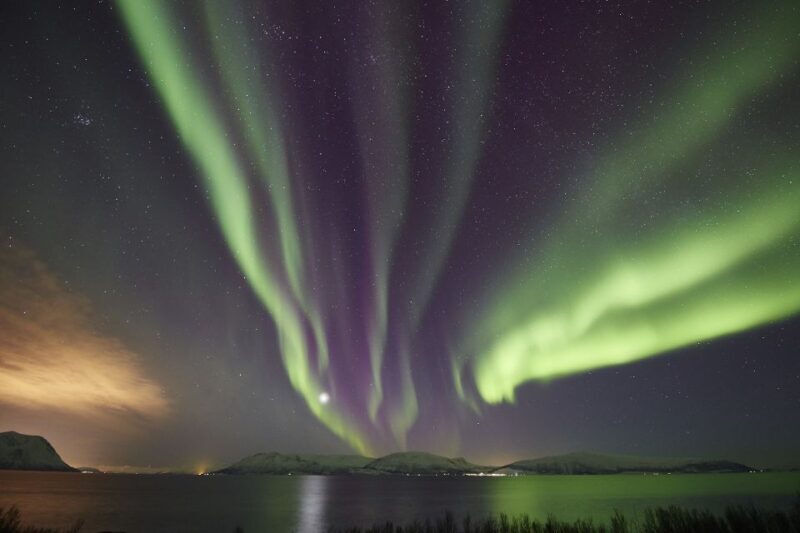 Tromso: Northern Lights Photo Excursion - Authentic and Well-Reviewed