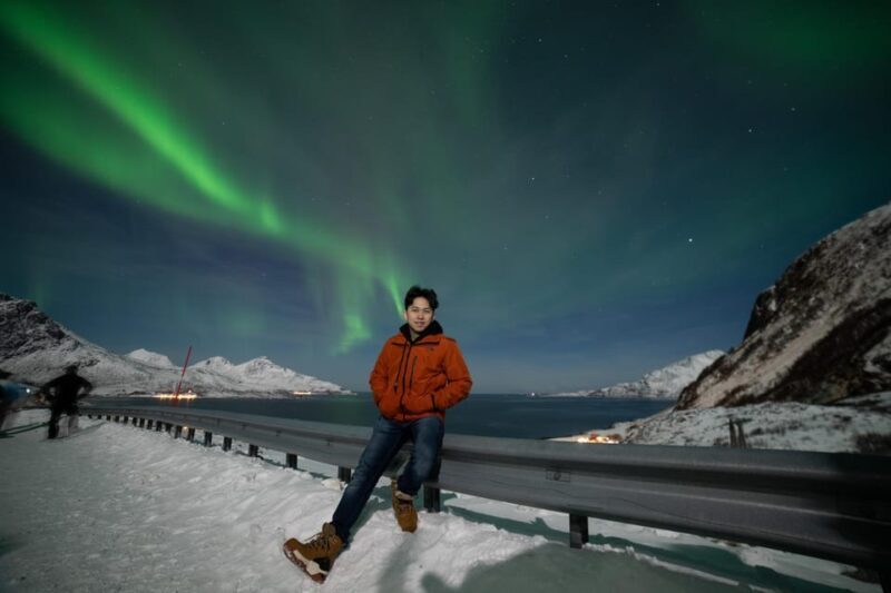 Tromsø: Northern Lights tour with local experts - What To Pack and Tips for the Night