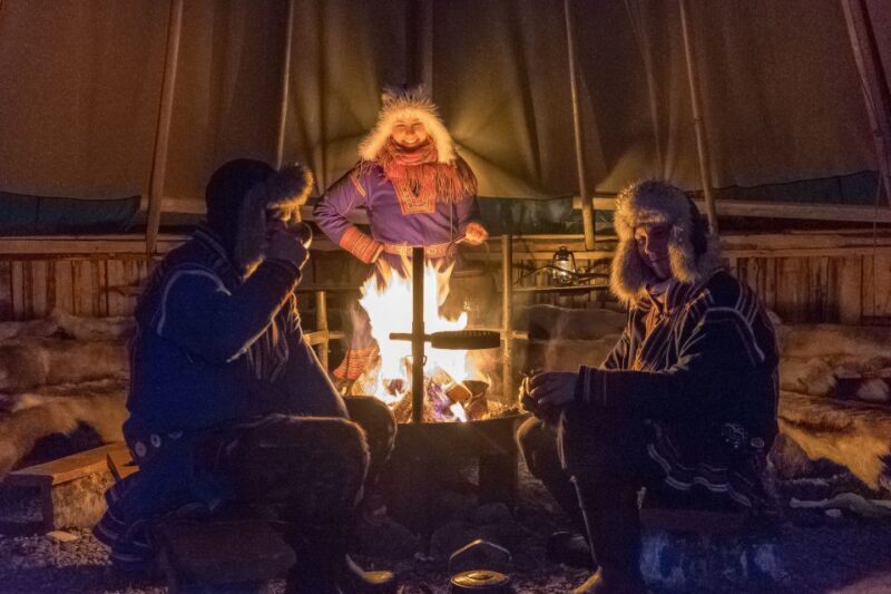 Tromsø: Reindeer Feeding with Chance of Northern Lights - A Detailed Look at the Tromsø Reindeer Camp Experience
