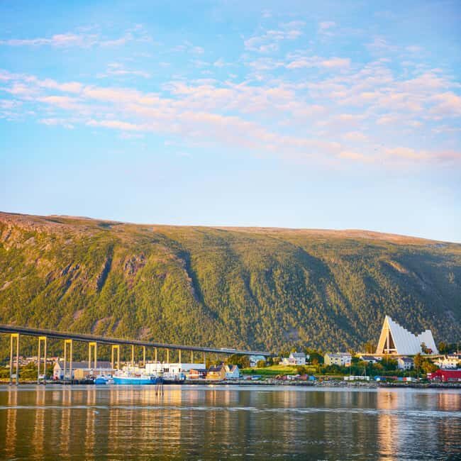 Tromsø: Walking Tour with Museum Visit - Key Points