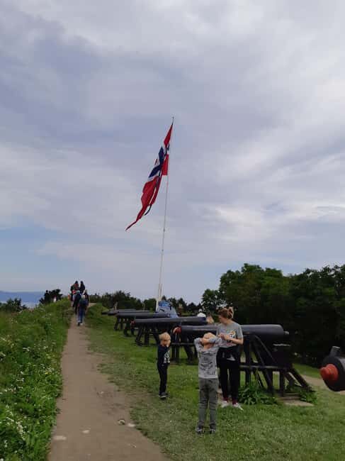 Trondheim: Private Walking Tour with a Local - A Closer Look at the Guides and Reviews