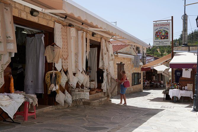Troodos Mountains 4x4 Tour with Meze Lunch from Protaras - The Bottom Line: Who’s It For?