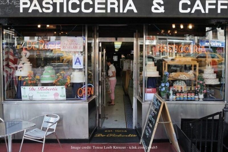 True Crime New York: NYPD-Guided Mafia Walking Tour w/ Food - Authenticity and Personal Touch