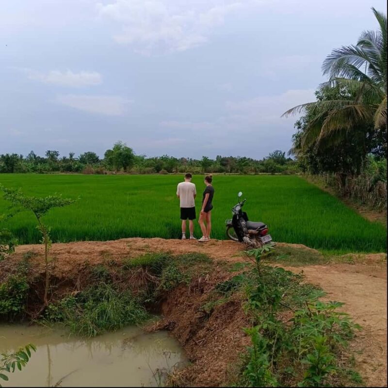 Trusty tuktuk tour/Bambootrain/countryside/killing &bat cave - Authenticity and Overall Value