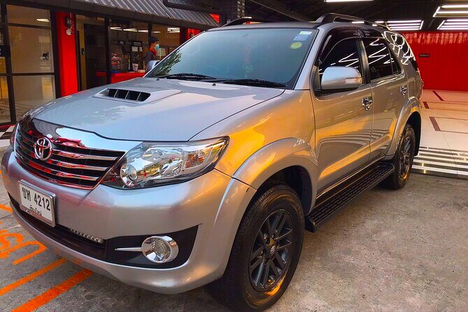 Try find your better than us ! Airport transfer service in Seattle APT-HTL (SEA) - Vehicle Options and Comfort