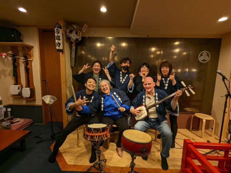 Tsugaru shamisen performance over traditional dinner - Post-Performance Interaction
