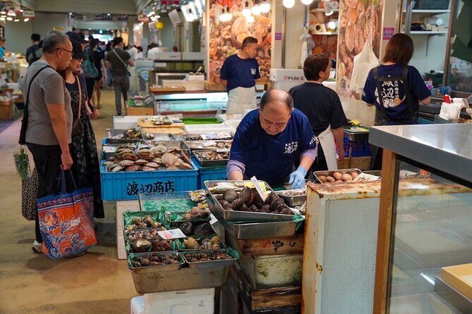 Tsukiji Market Foodie Tour with 5 Tastings in Tokyo - Who Should Sign Up?