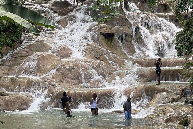 Tubing and Horseback ride at the ocean and Dunns River Falls - FAQ