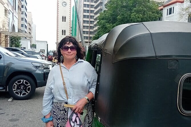 Tuk-Tuk City Tour Colombo SL - The Nitty-Gritty of the Tour Experience