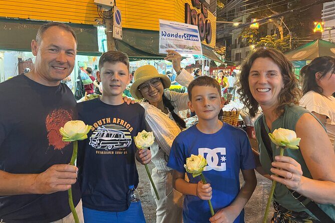 Tuk-tuk Private Tour in Bangkok by Night with Chinatown meal - FAQ