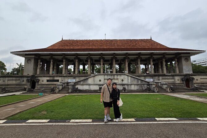 Tuk Tuk safari capital Colombo (Food and Entry Fees) Including - An In-Depth Look at the Colombo Tuk Tuk Tour