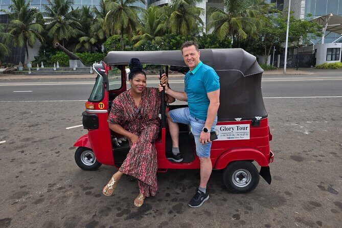 Tuk Tuk safari capital Colombo (Food and Entry Fees) Including - FAQ