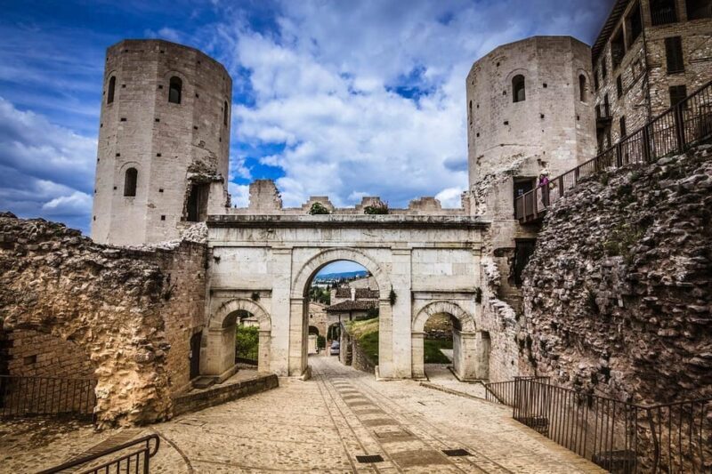 Tuk Tuk: Spello & Villa Mosaici ITALIAN DRIVER - Deep Dive: What to Expect During the Tour