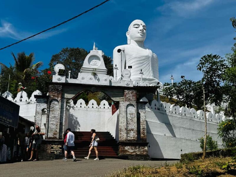 Tuk-Tuk Tales of Kandy: A Sensory City Tour with Local Guide - Who Should Consider This Tour?