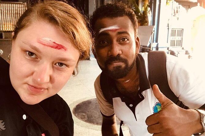 Tuk Tuk Tour Colombo: Sightseeing, Entry Fees & Food Included - The Sum Up