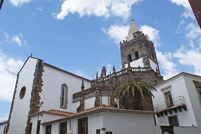 Tuk Tuk tour in Funchal - Key Points