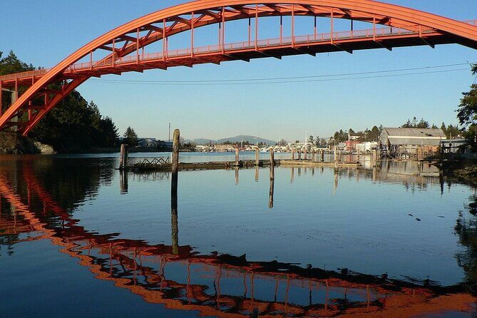 Tulip Festival at Skagit Valley ,La Conner and Deception Pass - Starting in Mount Vernon: A Historic Dive and a Tulip Preview